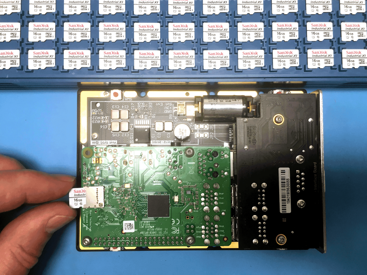 ZYMBIT - ZYMKEY4, Essential Security for Raspberry Pi